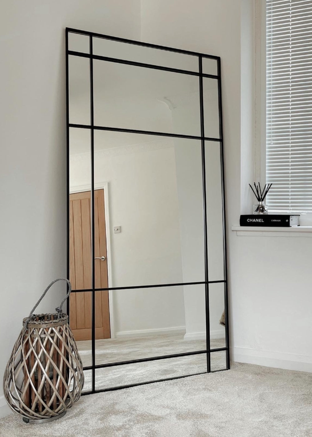 Mirrors of London