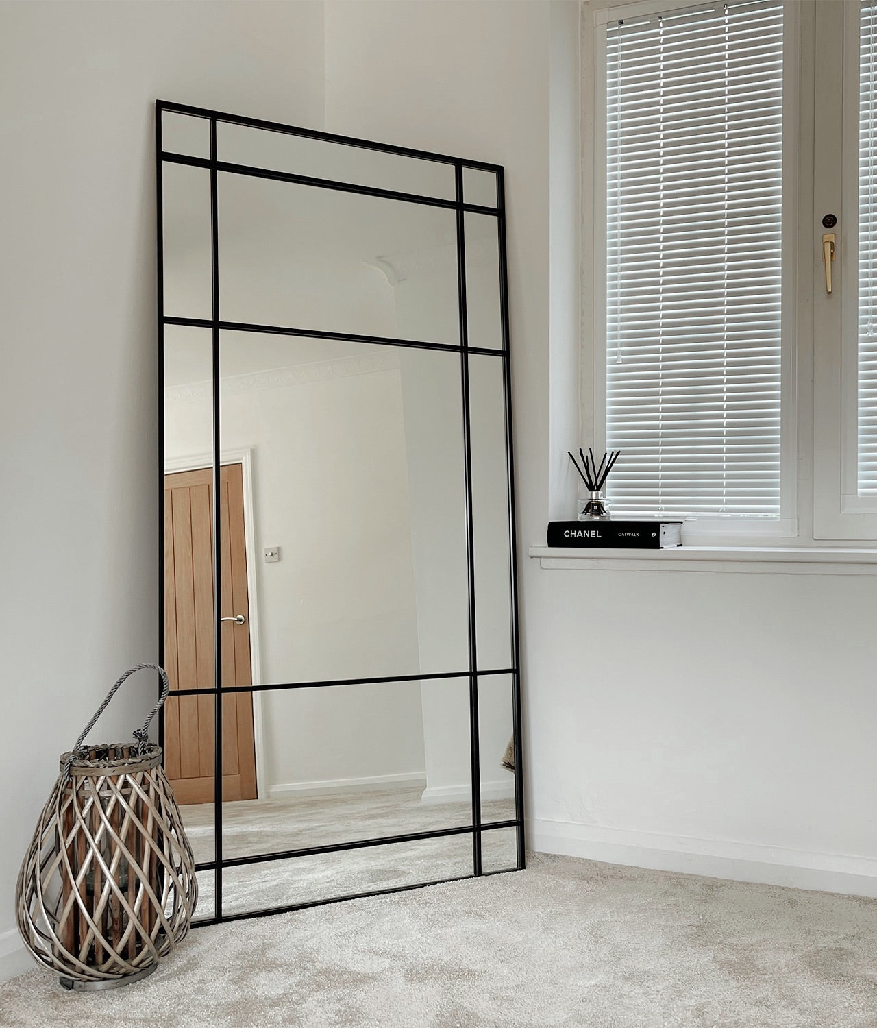 Mirrors of London
